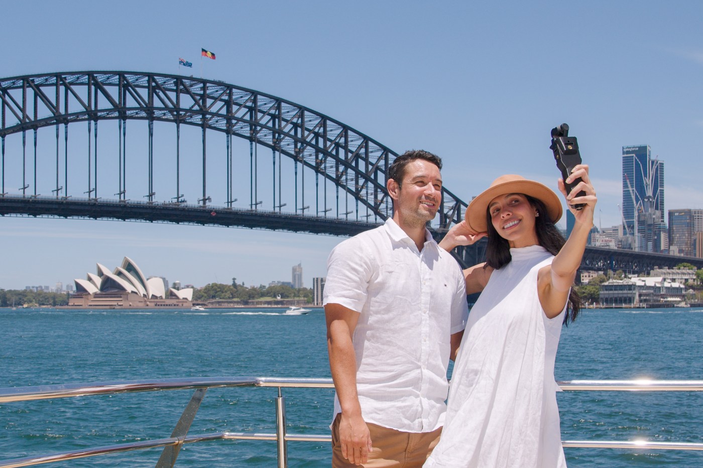 Sydney Sightseeing Cruise | Fantasea Cruising